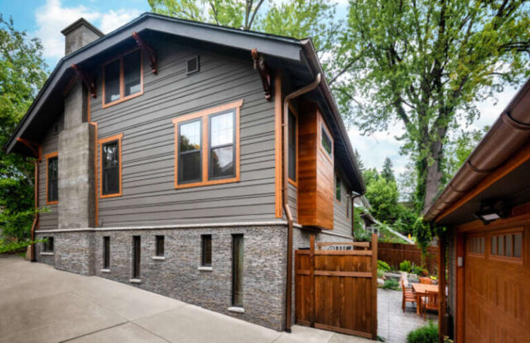 16 Dark Gray Homes with Warm Cedar Accent Ideas - Home Briefings