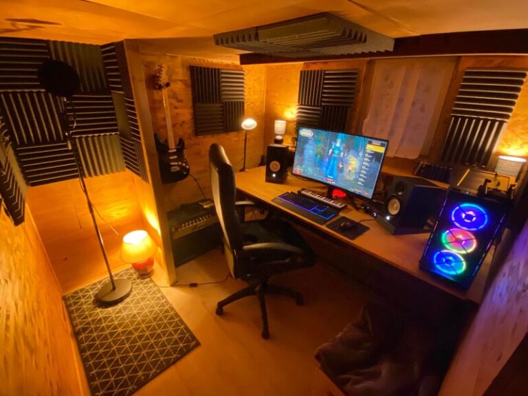 19 Simple & Fully Functional Garage Man Cave Ideas - Home Briefings