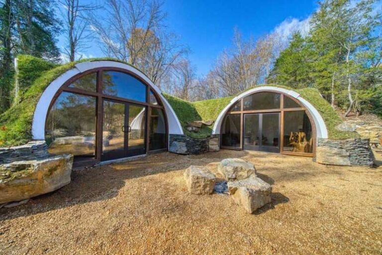 20 Real-life Existing Hobbit Houses That You Can Visit - Home Briefings