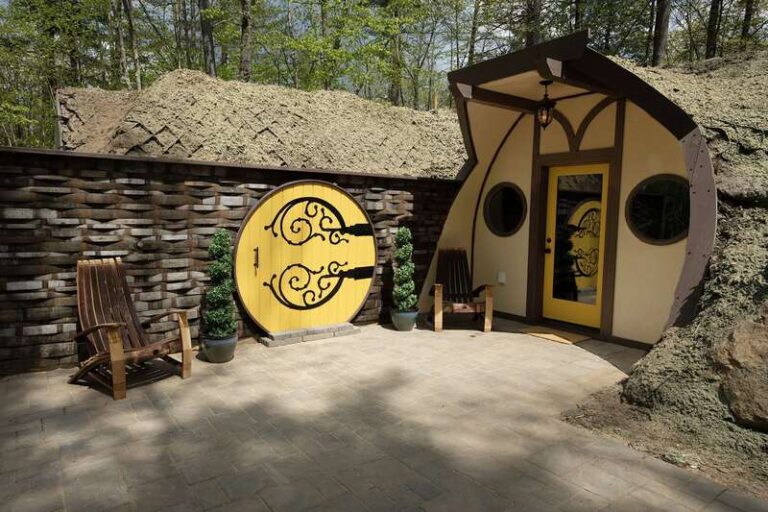 20 Real-life Existing Hobbit Houses That You Can Visit - Home Briefings