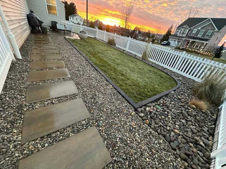 15 Stunning Front Entry Walkway Ideas for Welcoming Home - Home Briefings