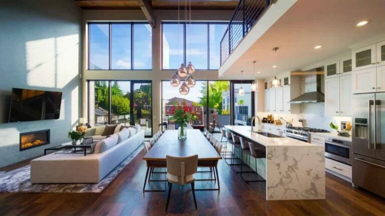 Inside Joe Burrow's House: A Look at His Luxurious Home and Lifestyle ...