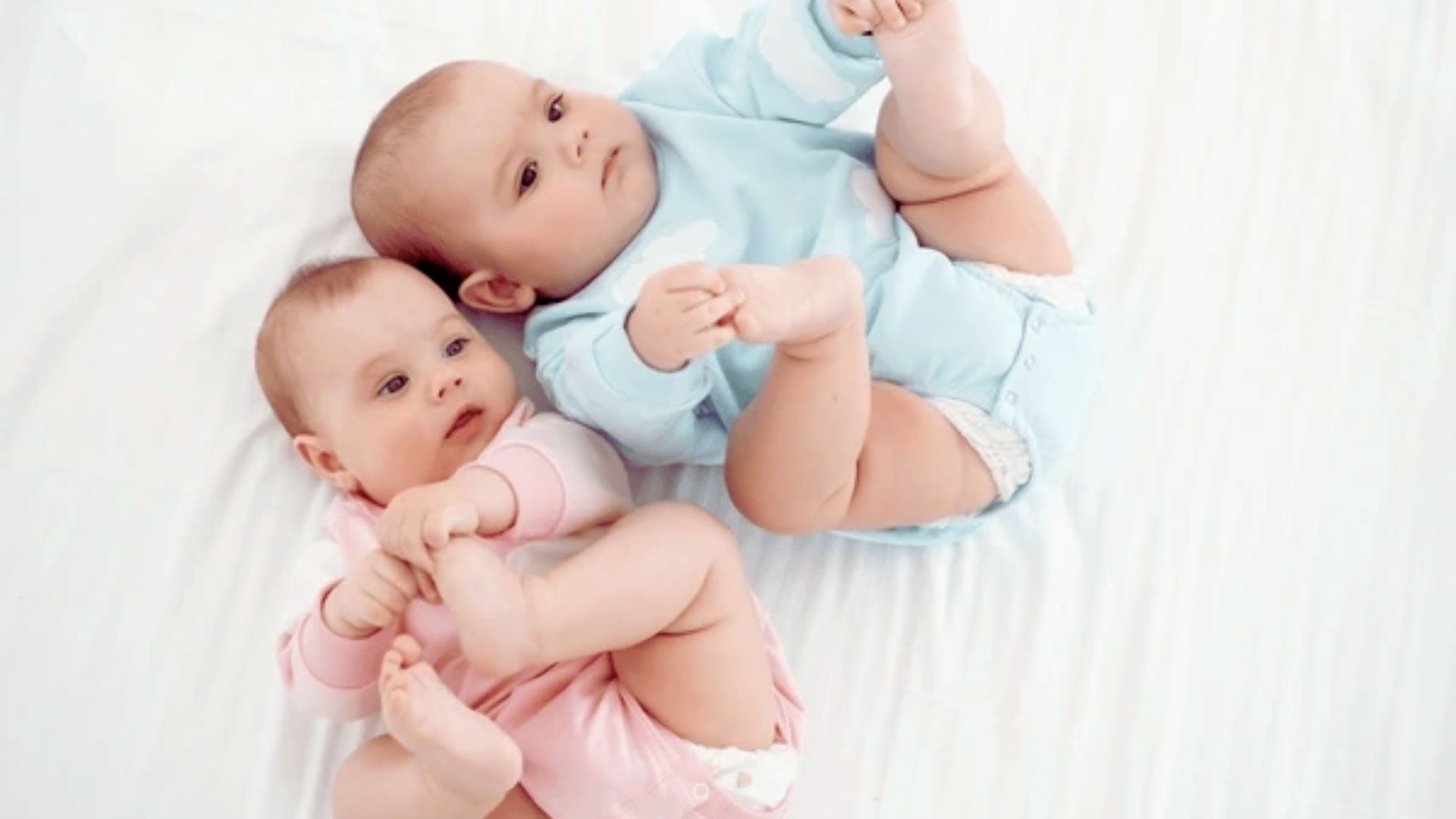 211+ Girl Names Meaning Light for Your Baby Girl - Home Briefings