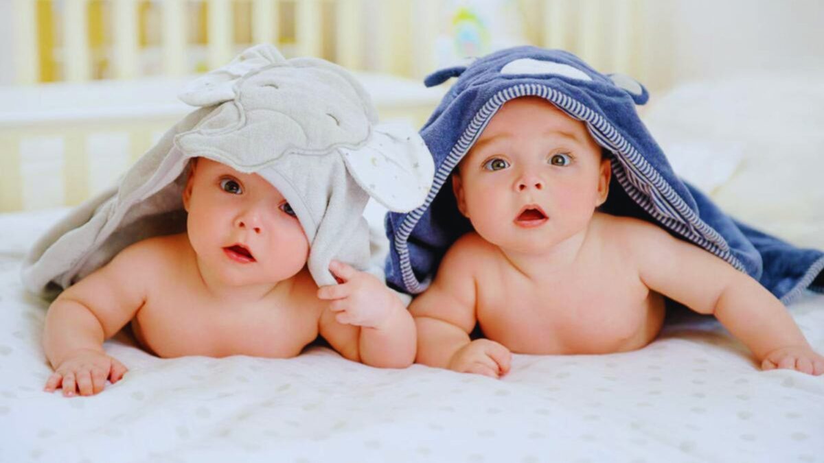 211+ Girl Names Meaning Light for Your Baby Girl - Home Briefings